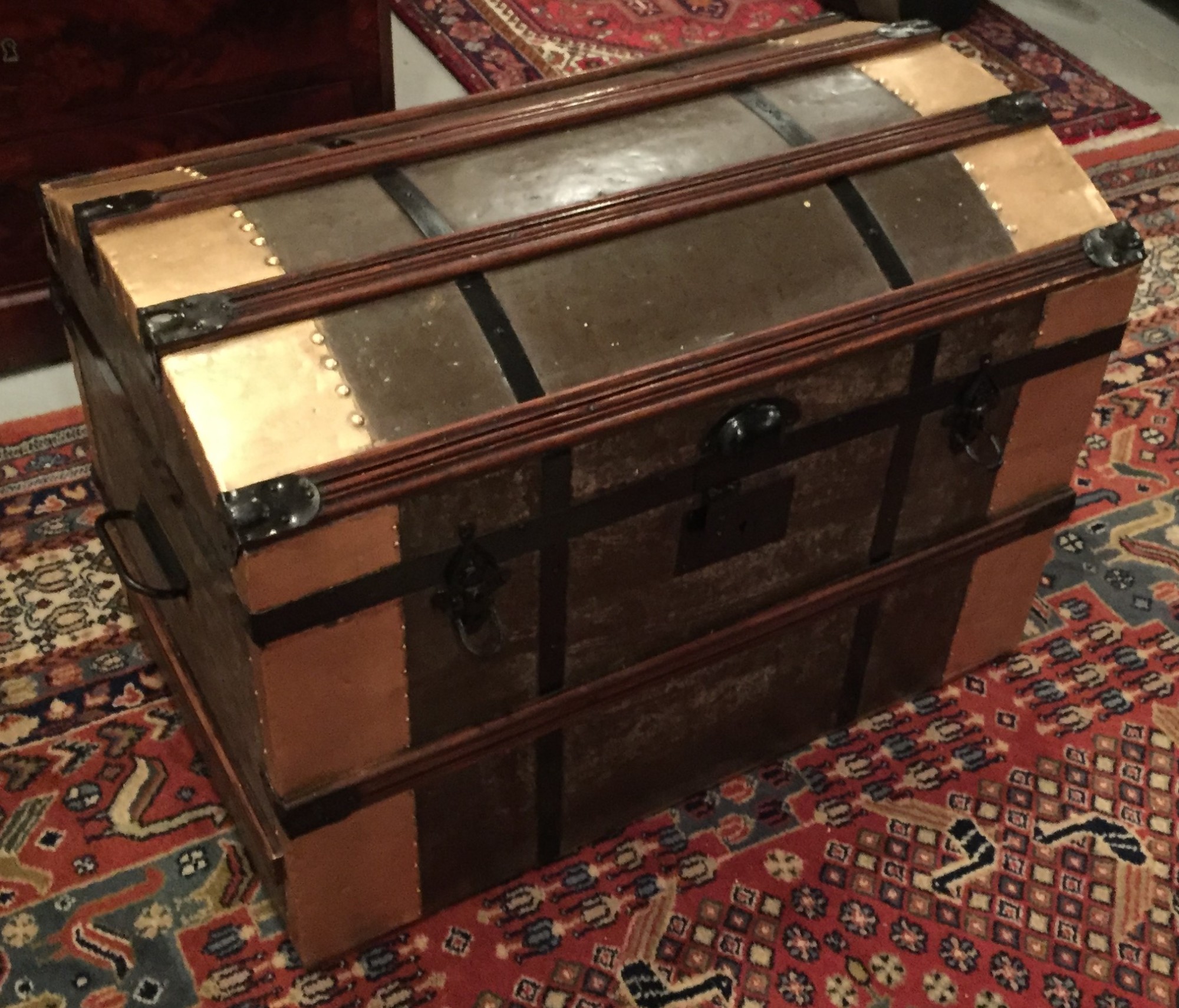 Ship Chest Restoration | Antik Spalato Shop